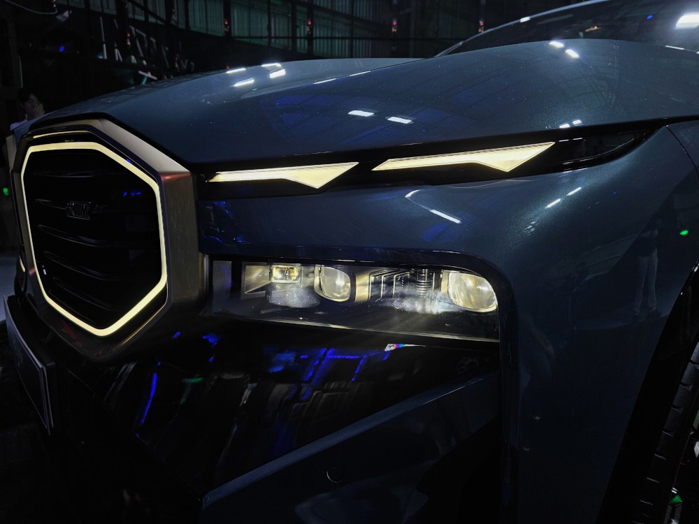 BMW XM Heralds New Era Of SUVs - Gizmos Chamber